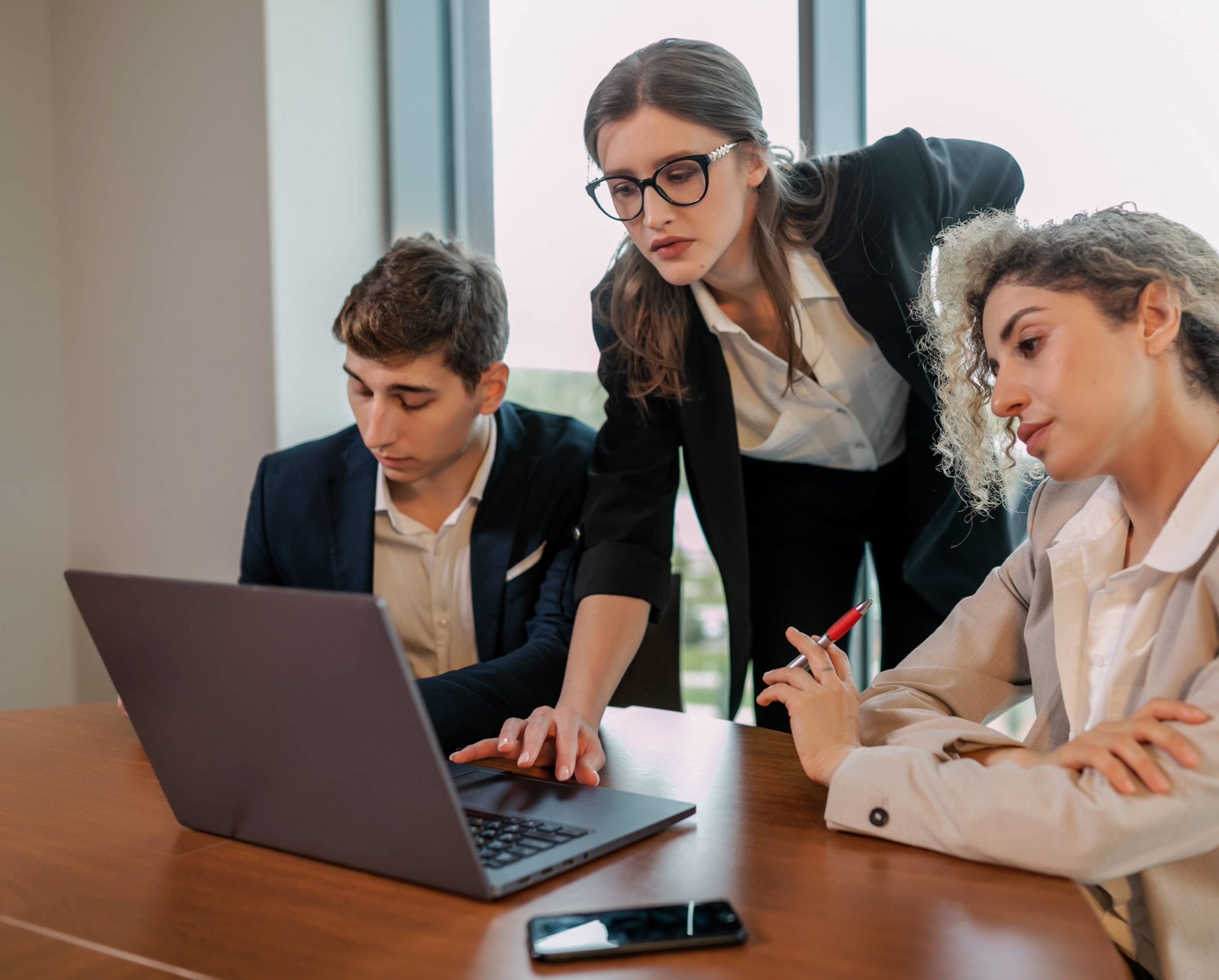 How to Write a Job Posting That Attracts the Best Candidates - Ovde Jobs